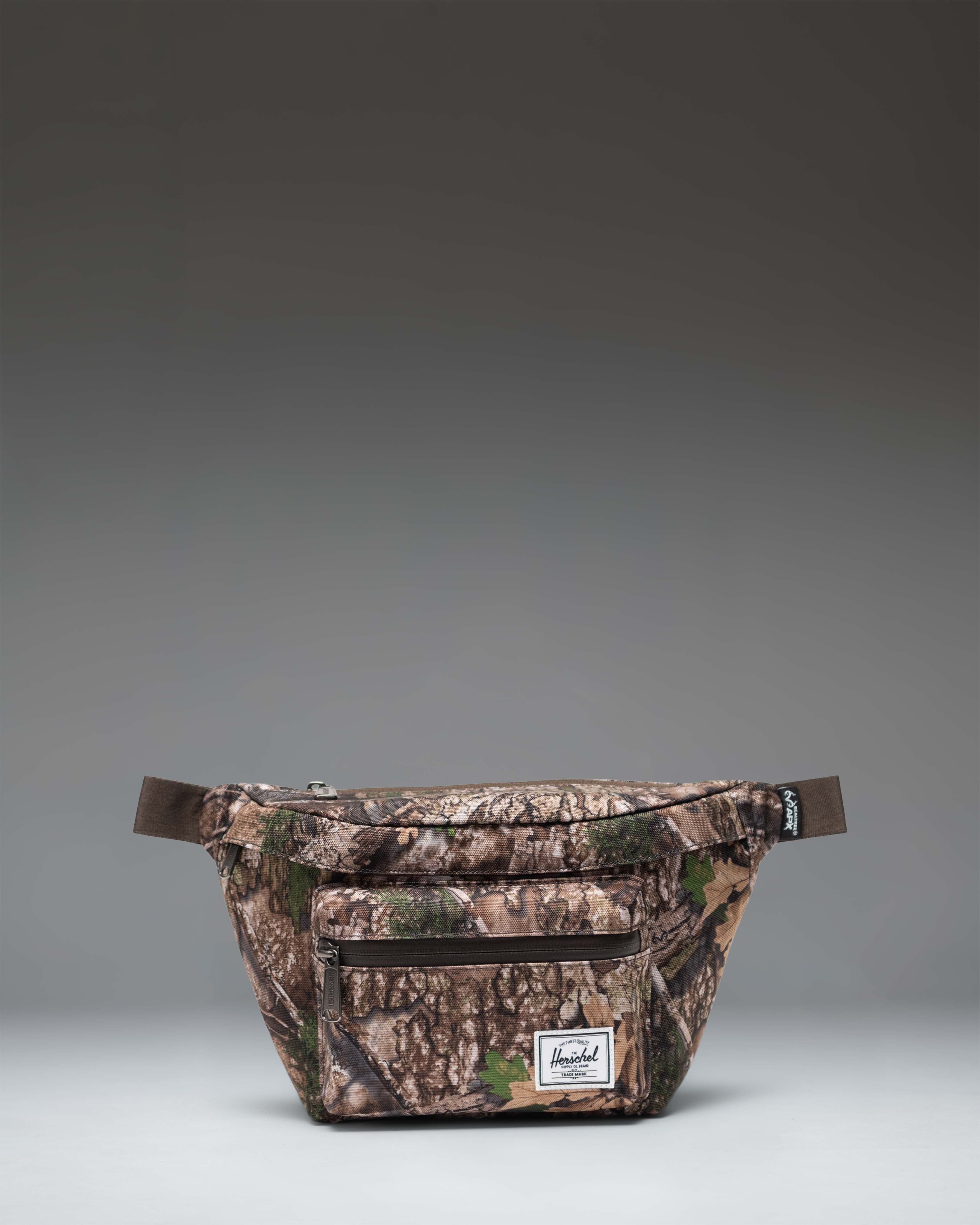 Realtree® Pop Quiz Hip Pack – Herschel Supply Co. Canada